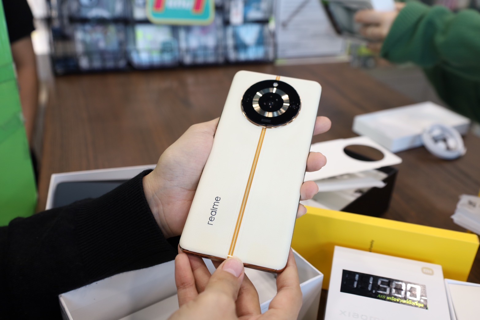 ชี้เป้า โทรศัพท์มือถือ ตัวโชว์ (เครื่อง DEMO) สภาพดี ราคาพิเศษ @รัชดา19 ...